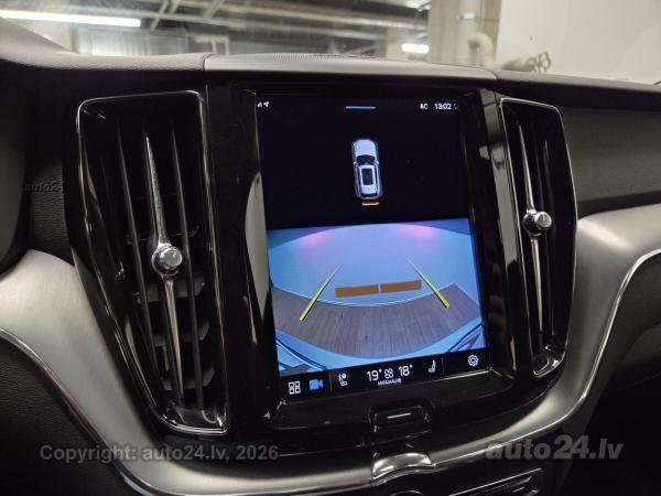 Pelēks Volvo XC60 2022 Tallina, ar dzinēja tilpumu 2.00 L un nobraukumu 57 tūkst. km par 39900 €, foto 10 vietnē AUTOMOTO.COM.LV