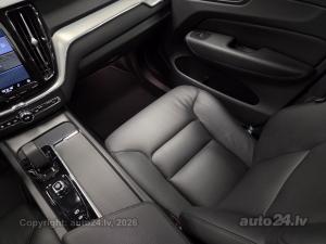 Grey Volvo XC60 2022 in Tallinn, with an engine capacity of 2.00 L and mileage of 57 thousand km for 39900 €, photo 19 on AUTOMOTO.COM.LV