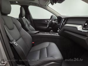 Grey Volvo XC60 2022 in Tallinn, with an engine capacity of 2.00 L and mileage of 57 thousand km for 39900 €, photo 20 on AUTOMOTO.COM.LV