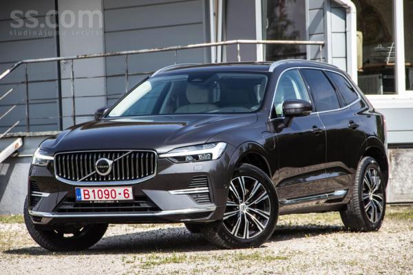 Grey Volvo XC60 2022 in Tukums, with an engine capacity of 2.00 L and mileage of 204 thousand km for 25900 €, photo 1 on AUTOMOTO.COM.LV