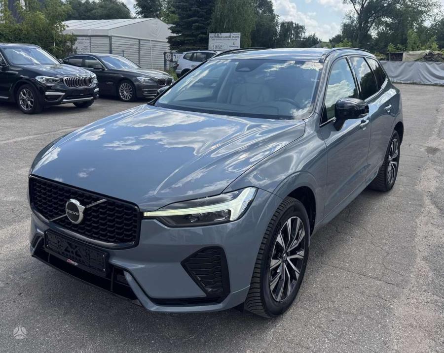 Pelēks Volvo XC60 2022 Panevēža, ar dzinēja tilpumu 1.97 L un nobraukumu 141 tūkst. km par 28500 €, foto 3 vietnē AUTOMOTO.COM.LV