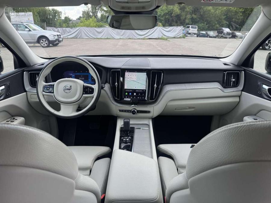 Pelēks Volvo XC60 2022 Panevēža, ar dzinēja tilpumu 1.97 L un nobraukumu 141 tūkst. km par 28500 €, foto 7 vietnē AUTOMOTO.COM.LV