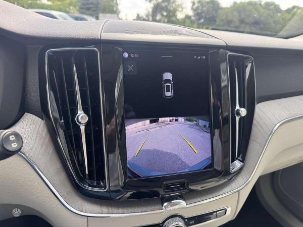 Grey Volvo XC60 2022 in Panevezys, with an engine capacity of 1.97 L and mileage of 141 thousand km for 28500 €, photo 10 on AUTOMOTO.COM.LV