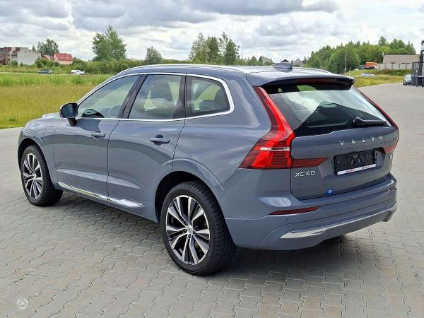 Pelēks Volvo XC60 2022 Šauļi, ar dzinēja tilpumu 1.97 L un nobraukumu 169 tūkst. km par 29950 €, foto 4 vietnē AUTOMOTO.COM.LV