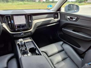 Pelēks Volvo XC60 2022 Šauļi, ar dzinēja tilpumu 1.97 L un nobraukumu 169 tūkst. km par 29950 €, foto 22 vietnē AUTOMOTO.COM.LV