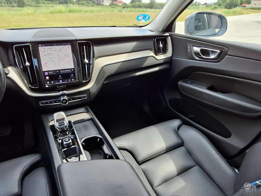 Pelēks Volvo XC60 2022 Šauļi, ar dzinēja tilpumu 1.97 L un nobraukumu 169 tūkst. km par 29950 €, foto 22 vietnē AUTOMOTO.COM.LV