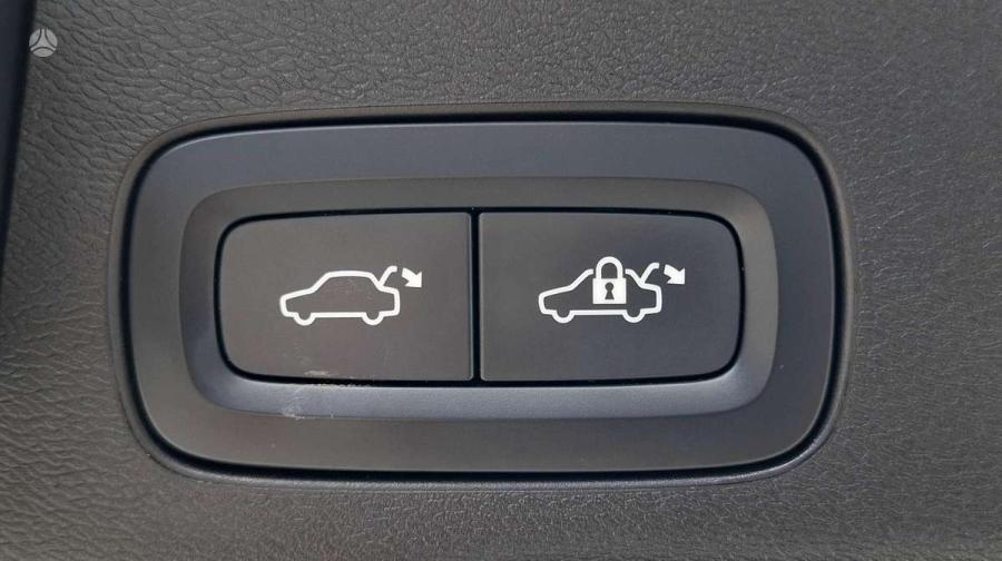 Pelēks Volvo XC60 2022 Šauļi, ar dzinēja tilpumu 1.97 L un nobraukumu 169 tūkst. km par 29950 €, foto 25 vietnē AUTOMOTO.COM.LV