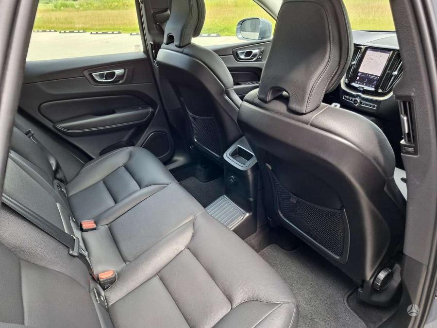 Pelēks Volvo XC60 2022 Šauļi, ar dzinēja tilpumu 1.97 L un nobraukumu 169 tūkst. km par 29950 €, foto 27 vietnē AUTOMOTO.COM.LV