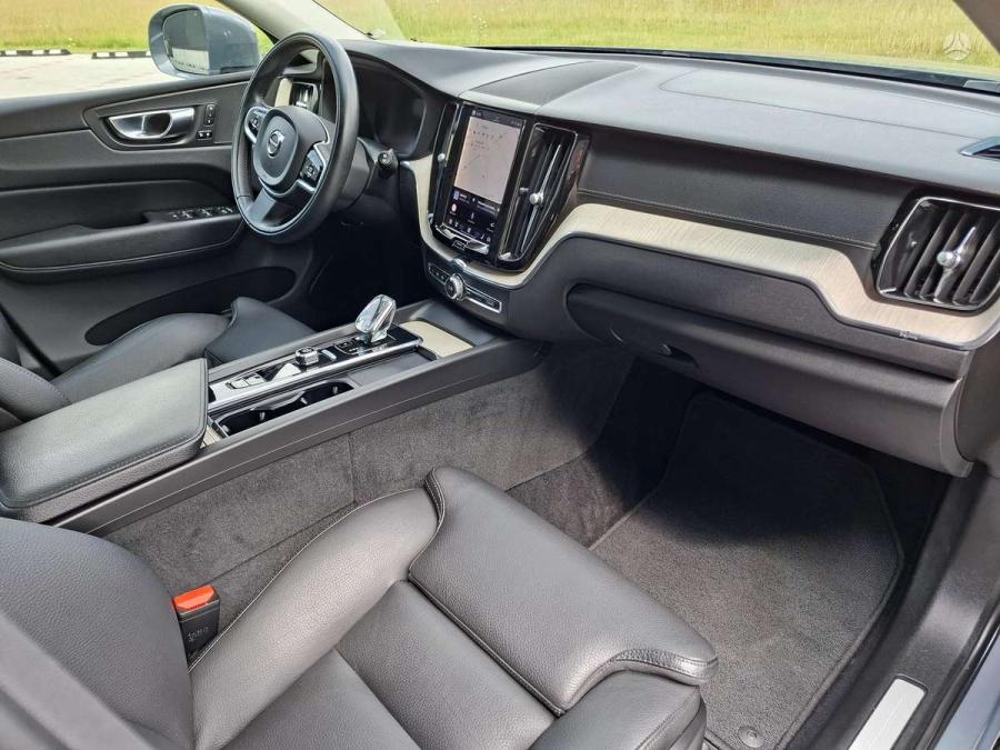 Pelēks Volvo XC60 2022 Šauļi, ar dzinēja tilpumu 1.97 L un nobraukumu 169 tūkst. km par 29950 €, foto 29 vietnē AUTOMOTO.COM.LV