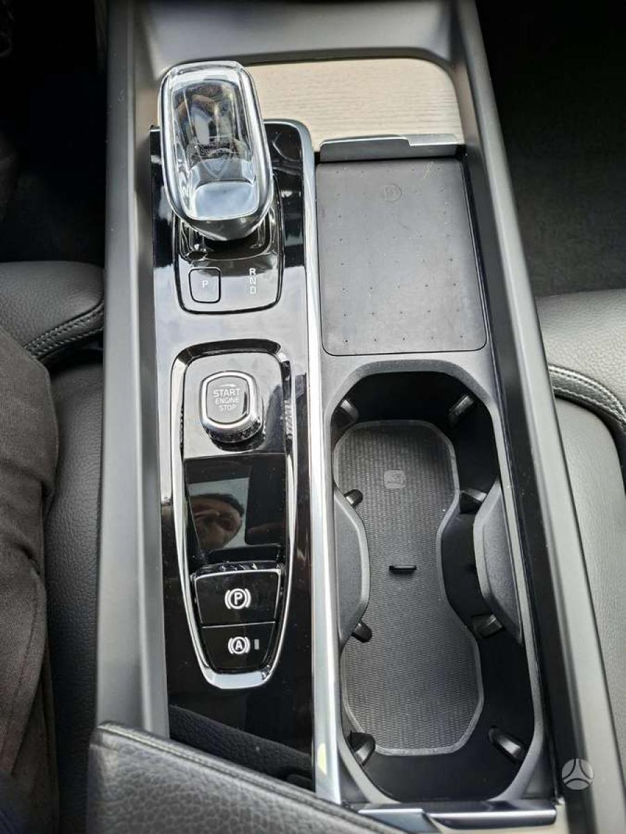 Pelēks Volvo XC60 2022 Šauļi, ar dzinēja tilpumu 1.97 L un nobraukumu 169 tūkst. km par 29950 €, foto 36 vietnē AUTOMOTO.COM.LV