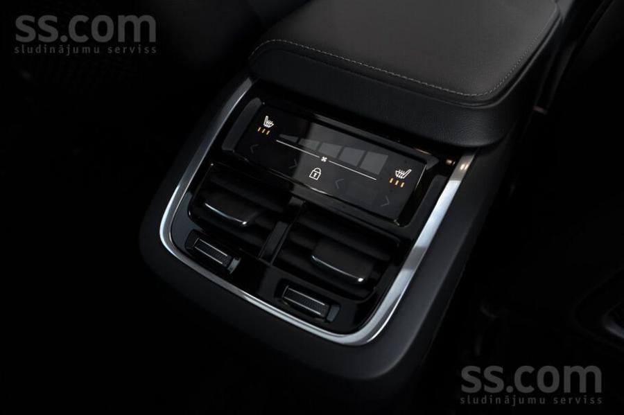 Pelēks Volvo XC60 2022 Jelgava, ar dzinēja tilpumu 2.00 L un nobraukumu 0 tūkst. km par 27500 €, foto 13 vietnē AUTOMOTO.COM.LV