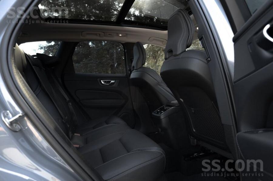 Pelēks Volvo XC60 2022 Jelgava, ar dzinēja tilpumu 2.00 L un nobraukumu 0 tūkst. km par 27500 €, foto 16 vietnē AUTOMOTO.COM.LV