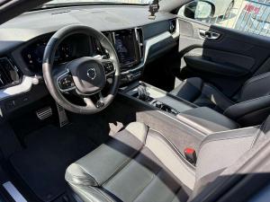 Grey Volvo XC60 2022 in Panevezys, with an engine capacity of 1.97 L and mileage of 209 thousand km for 24500 €, photo 12 on AUTOMOTO.COM.LV