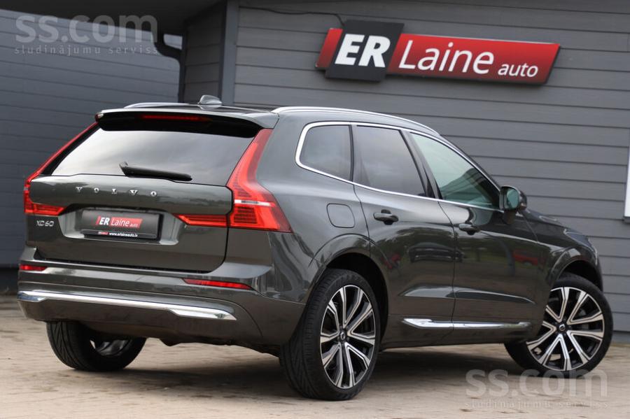 Grey Volvo XC60 2022 in Tukums, with an engine capacity of 2.00 L and mileage of 220 thousand km for 24900 €, photo 4 on AUTOMOTO.COM.LV