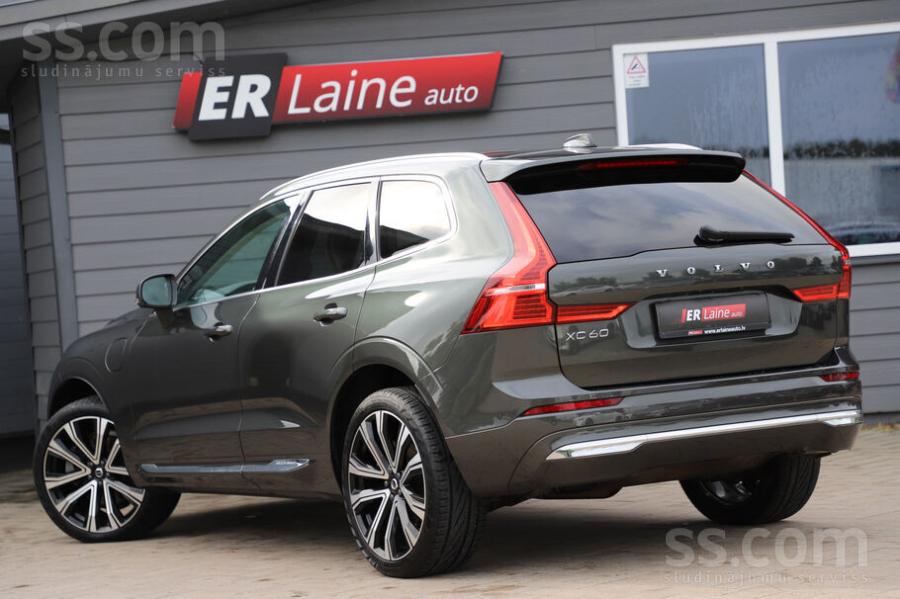 Grey Volvo XC60 2022 in Tukums, with an engine capacity of 2.00 L and mileage of 220 thousand km for 24900 €, photo 5 on AUTOMOTO.COM.LV