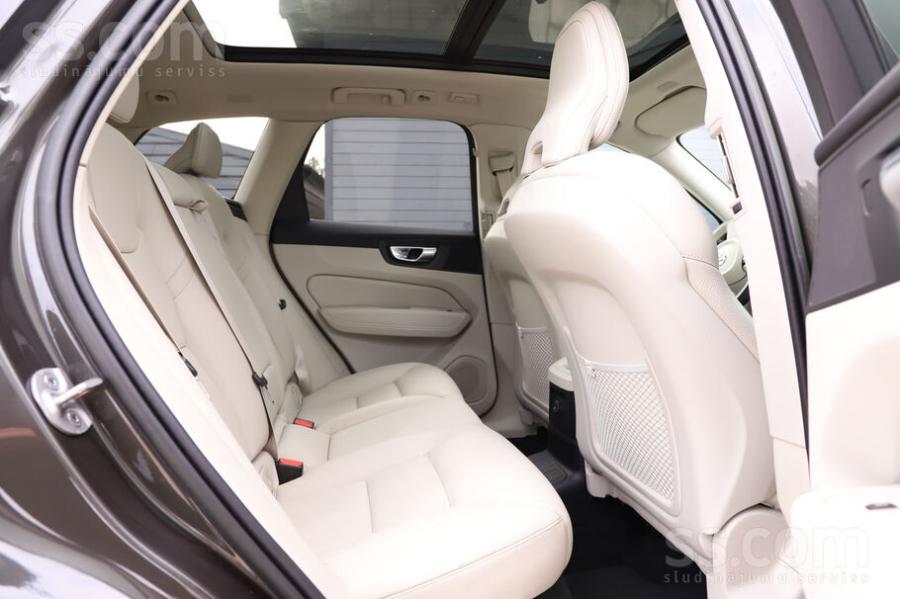Grey Volvo XC60 2022 in Tukums, with an engine capacity of 2.00 L and mileage of 220 thousand km for 24900 €, photo 19 on AUTOMOTO.COM.LV