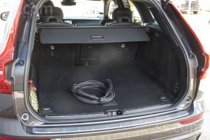 Pelēks Volvo XC60 2022 Tukums, ar dzinēja tilpumu 2.00 L un nobraukumu 158 tūkst. km par 30500 €, foto 34 vietnē AUTOMOTO.COM.LV