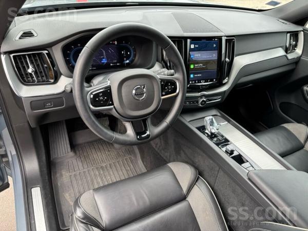 Pelēks Volvo XC60 2023 Rīga, ar dzinēja tilpumu 2.00 L un nobraukumu 70 tūkst. km par 43490 €, foto 8 vietnē AUTOMOTO.COM.LV
