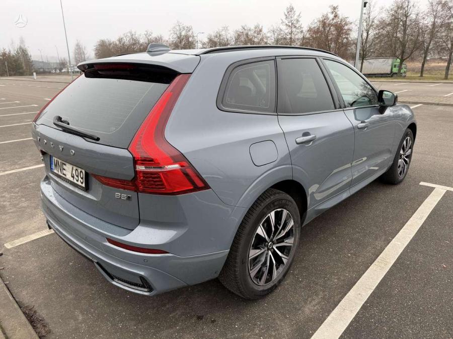 Grey Volvo XC60 2023 in Vilnius, with an engine capacity of 1.97 L and mileage of 18 thousand km for 43000 €, photo 8 on AUTOMOTO.COM.LV