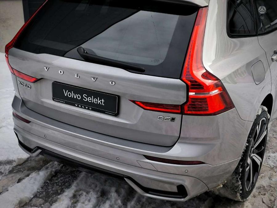 Pelēks Volvo XC60 2023 Kauņa, ar dzinēja tilpumu 0.00 L un nobraukumu 49 tūkst. km par 43900 €, foto 5 vietnē AUTOMOTO.COM.LV