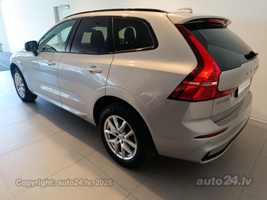 Pelēks Volvo XC60 2023 Tallina, ar dzinēja tilpumu 2.00 L un nobraukumu 182 tūkst. km par 34800 €, foto 3 vietnē AUTOMOTO.COM.LV