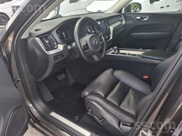 Grey Volvo XC60 2023 in Riga, with an engine capacity of 2.00 L and mileage of 135 thousand km for 34000 €, photo 8 on AUTOMOTO.COM.LV