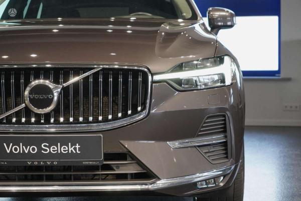 Grey Volvo XC60 2023 in Vilnius, with an engine capacity of 1.97 L and mileage of 99 thousand km for 38900 €, photo 5 on AUTOMOTO.COM.LV