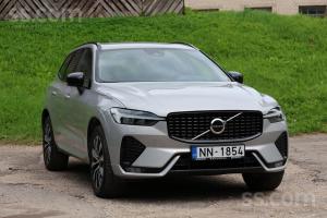 Grey Volvo XC60 2023 in Talsi, with an engine capacity of 2.00 L and mileage of 145 thousand km for 36900 €, photo 3 on AUTOMOTO.COM.LV