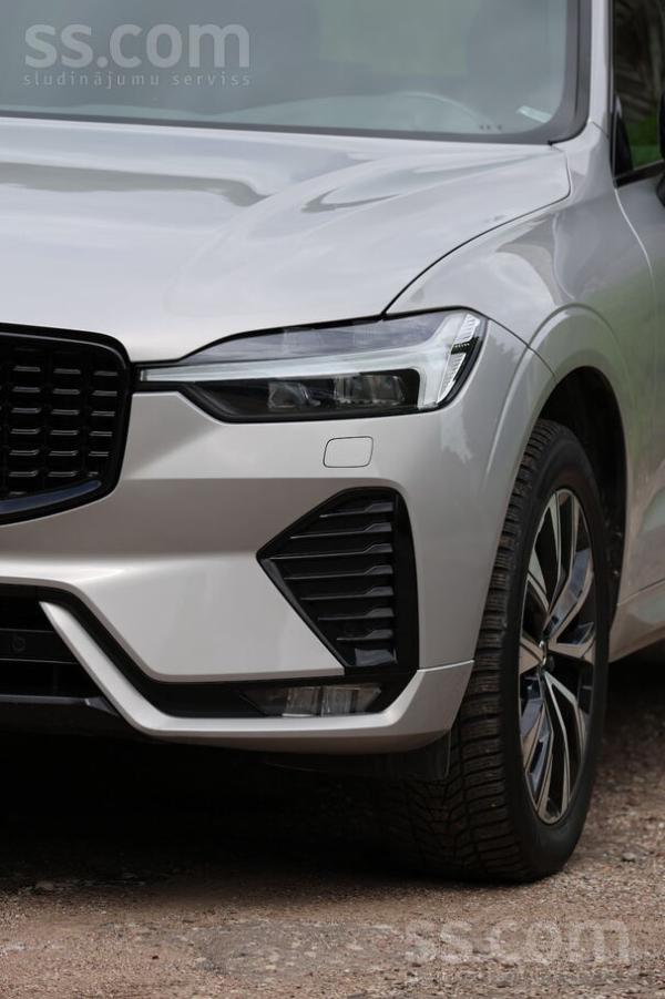 Grey Volvo XC60 2023 in Talsi, with an engine capacity of 2.00 L and mileage of 145 thousand km for 36900 €, photo 7 on AUTOMOTO.COM.LV