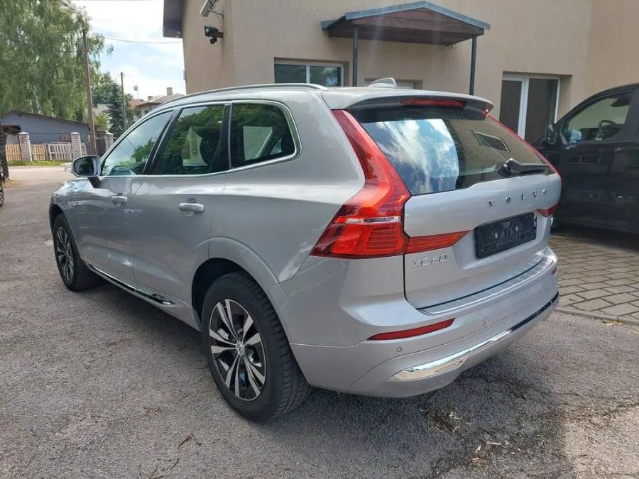Pelēks Volvo XC60 2023 Rīga, ar dzinēja tilpumu 2.00 L un nobraukumu 80 tūkst. km par 35000 €, foto 4 vietnē AUTOMOTO.COM.LV