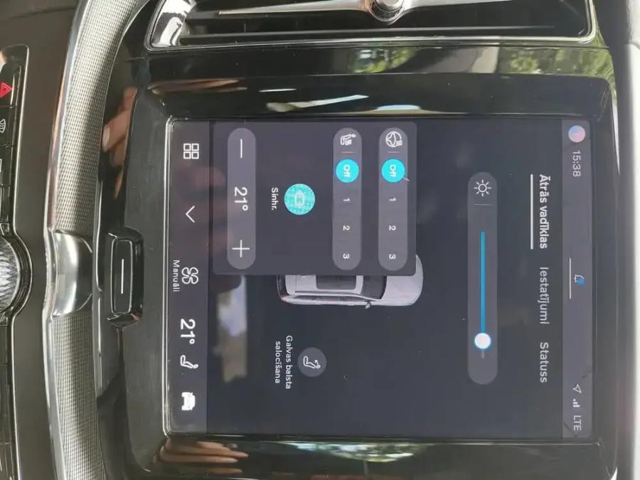 Pelēks Volvo XC60 2023 Rīga, ar dzinēja tilpumu 2.00 L un nobraukumu 80 tūkst. km par 35000 €, foto 15 vietnē AUTOMOTO.COM.LV