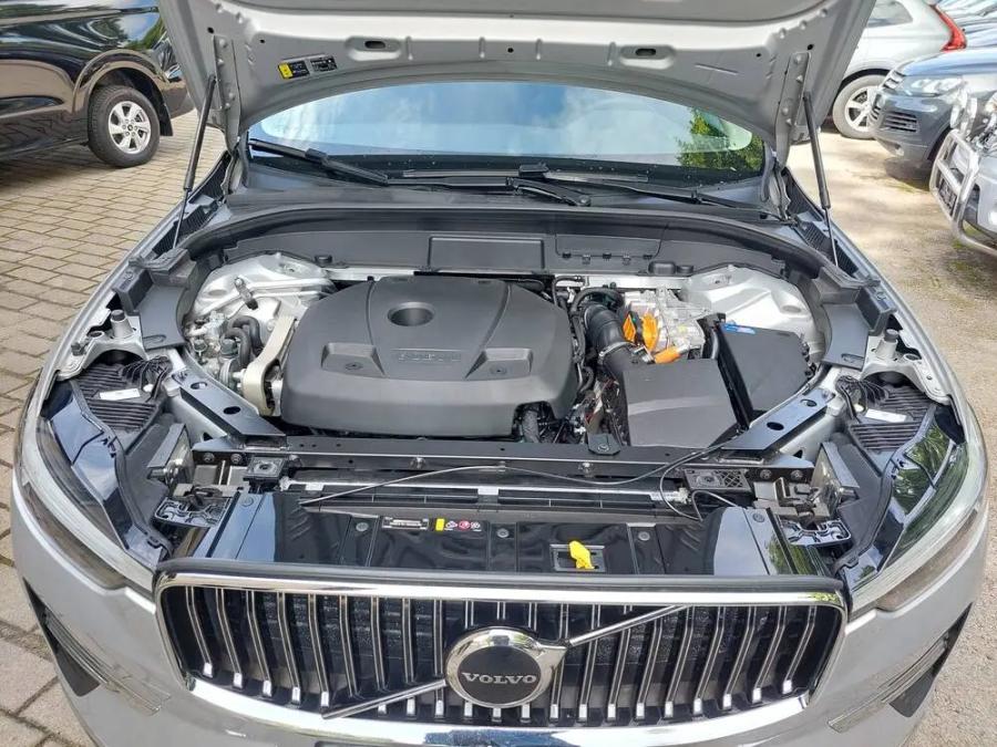 Pelēks Volvo XC60 2023 Rīga, ar dzinēja tilpumu 2.00 L un nobraukumu 80 tūkst. km par 35000 €, foto 20 vietnē AUTOMOTO.COM.LV