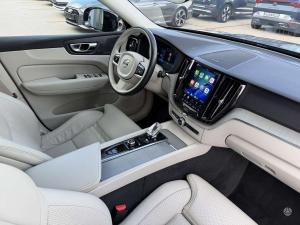 Grey Volvo XC60 2023 in Siauliai, with an engine capacity of 1.97 L and mileage of 213 thousand km for 29990 €, photo 20 on AUTOMOTO.COM.LV