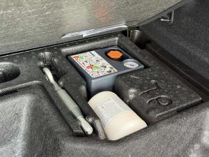 Grey Volvo XC60 2023 in Siauliai, with an engine capacity of 1.97 L and mileage of 213 thousand km for 29990 €, photo 28 on AUTOMOTO.COM.LV