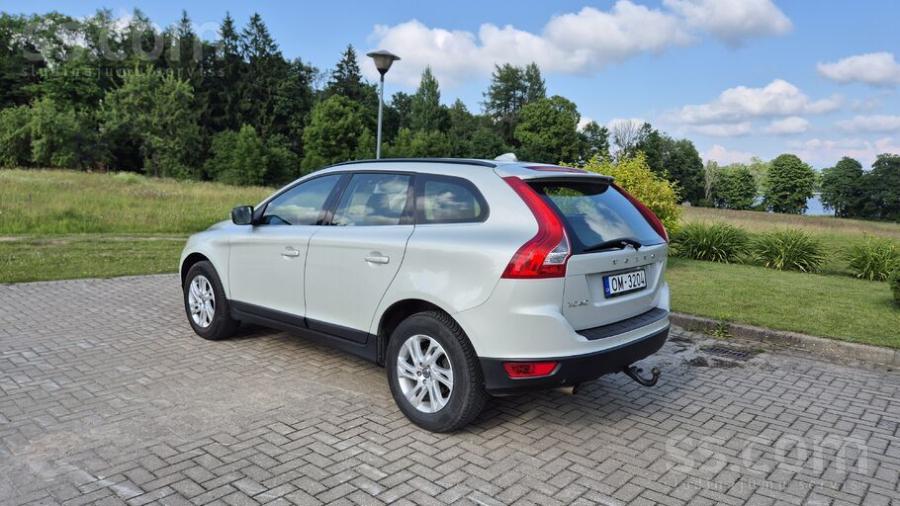Pelēks Volvo XC60 2023 Rīga, ar dzinēja tilpumu 2.00 L un nobraukumu 228 tūkst. km par 9000 €, foto 9 vietnē AUTOMOTO.COM.LV