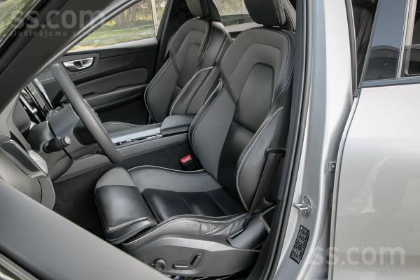 Grey Volvo XC60 2023 in Tukums, with an engine capacity of 2.00 L and mileage of 146 thousand km for 36990 €, photo 7 on AUTOMOTO.COM.LV