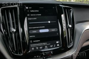 Серый Вольво ХС60 2023 в Тукумс, объемом двигателя 2.00 л и пробегом 146 тыс. км за 35900 €, фото 33 на AUTOMOTO.COM.LV