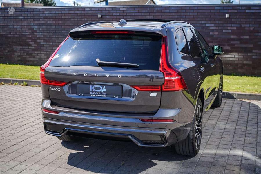 Pelēks Volvo XC60 2023 Marijampole, ar dzinēja tilpumu 1.97 L un nobraukumu 123 tūkst. km par 32450 €, foto 13 vietnē AUTOMOTO.COM.LV
