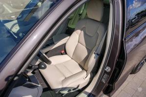 Pelēks Volvo XC60 2023 Marijampole, ar dzinēja tilpumu 1.97 L un nobraukumu 123 tūkst. km par 32450 €, foto 34 vietnē AUTOMOTO.COM.LV