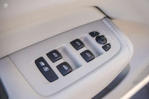 Pelēks Volvo XC60 2023 Marijampole, ar dzinēja tilpumu 1.97 L un nobraukumu 123 tūkst. km par 32450 €, foto 36 vietnē AUTOMOTO.COM.LV