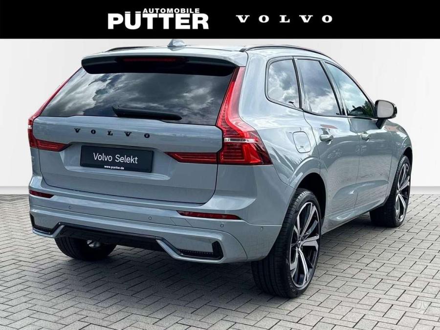 Pelēks Volvo XC60 2023 Viļņa, ar dzinēja tilpumu 1.97 L un nobraukumu 87 tūkst. km par 42190 €, foto 4 vietnē AUTOMOTO.COM.LV