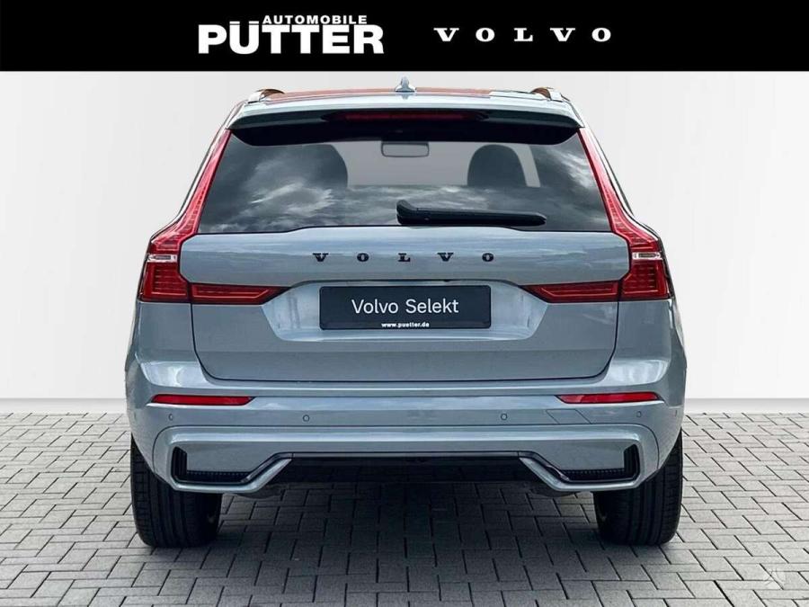 Pelēks Volvo XC60 2023 Viļņa, ar dzinēja tilpumu 1.97 L un nobraukumu 87 tūkst. km par 42190 €, foto 5 vietnē AUTOMOTO.COM.LV