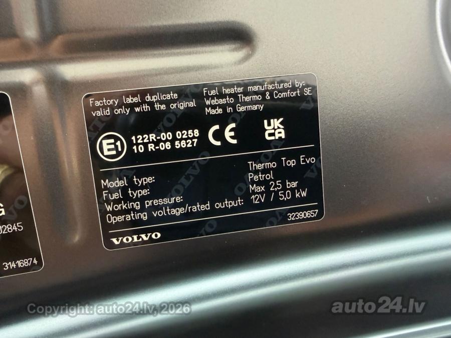 Серый Вольво ХС60 2023 в Пярну, объемом двигателя 2.00 л и пробегом 96 тыс. км за 43990 €, фото 29 на AUTOMOTO.COM.LV