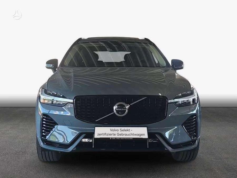 Pelēks Volvo XC60 2023 Viļņa, ar dzinēja tilpumu 1.97 L un nobraukumu 26 tūkst. km par 50990 €, foto 3 vietnē AUTOMOTO.COM.LV