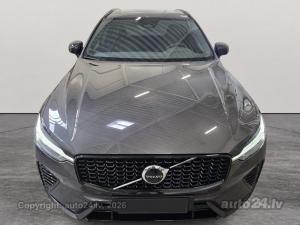 Pelēks Volvo XC60 2023 Paide, ar dzinēja tilpumu 2.00 L un nobraukumu 51 tūkst. km par 47900 €, foto 3 vietnē AUTOMOTO.COM.LV