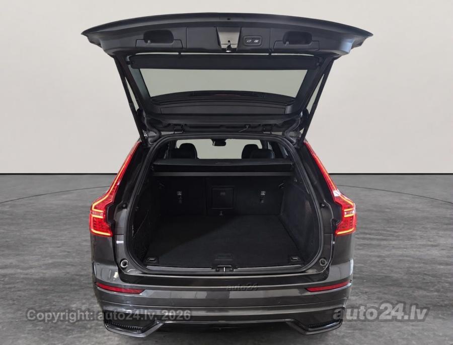 Pelēks Volvo XC60 2023 Paide, ar dzinēja tilpumu 2.00 L un nobraukumu 51 tūkst. km par 47900 €, foto 10 vietnē AUTOMOTO.COM.LV