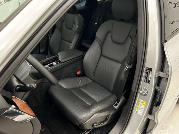 Grey Volvo XC60 2024 in Vilnius, with an engine capacity of 1.97 L and mileage of 18 thousand km for 29500 €, photo 6 on AUTOMOTO.COM.LV