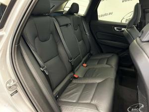 Grey Volvo XC60 2024 in Vilnius, with an engine capacity of 1.97 L and mileage of 18 thousand km for 29500 €, photo 10 on AUTOMOTO.COM.LV