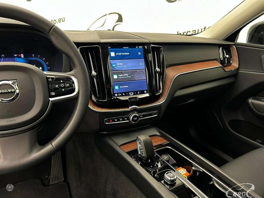 Grey Volvo XC60 2024 in Vilnius, with an engine capacity of 1.97 L and mileage of 18 thousand km for 29500 €, photo 18 on AUTOMOTO.COM.LV
