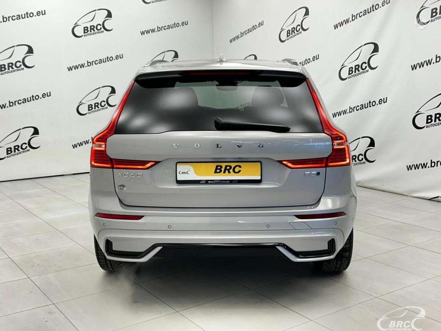 Grey Volvo XC60 2024 in Vilnius, with an engine capacity of 1.97 L and mileage of 18 thousand km for 29500 €, photo 29 on AUTOMOTO.COM.LV